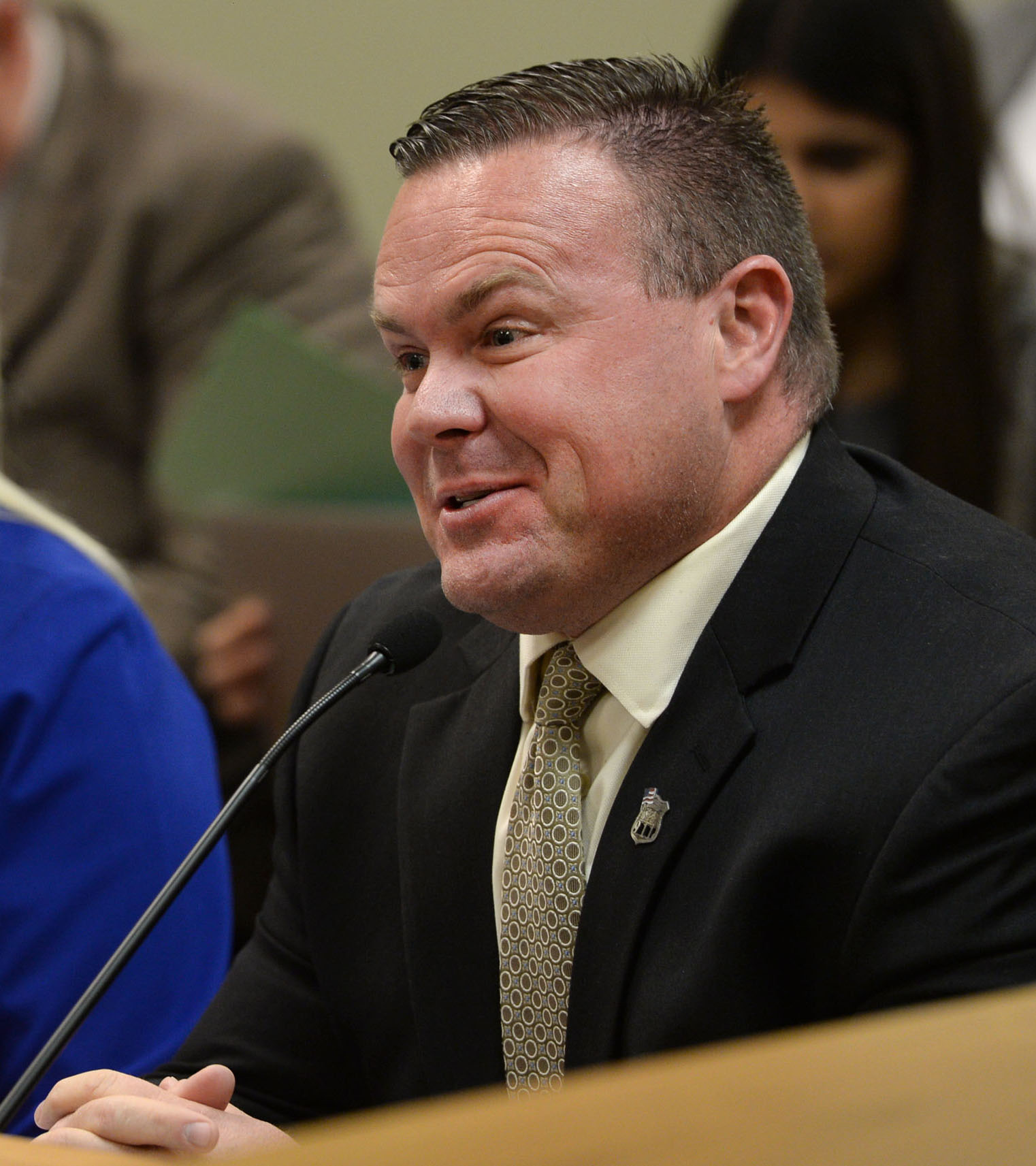 What’s stopping Utah’s first responders from getting new radios? Two ...