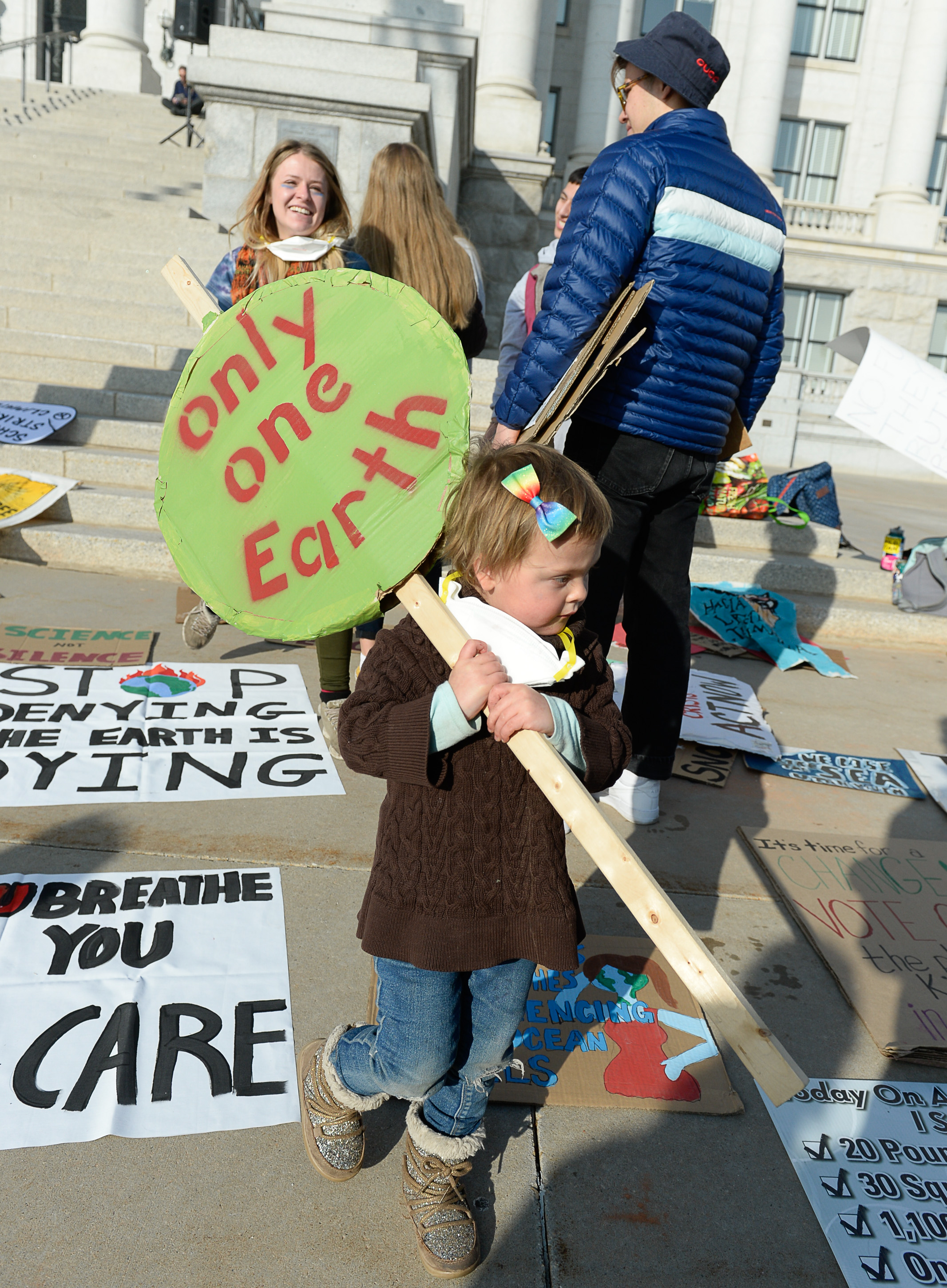 Utah climate change protesters demand action from Gov. Herbert - The ...