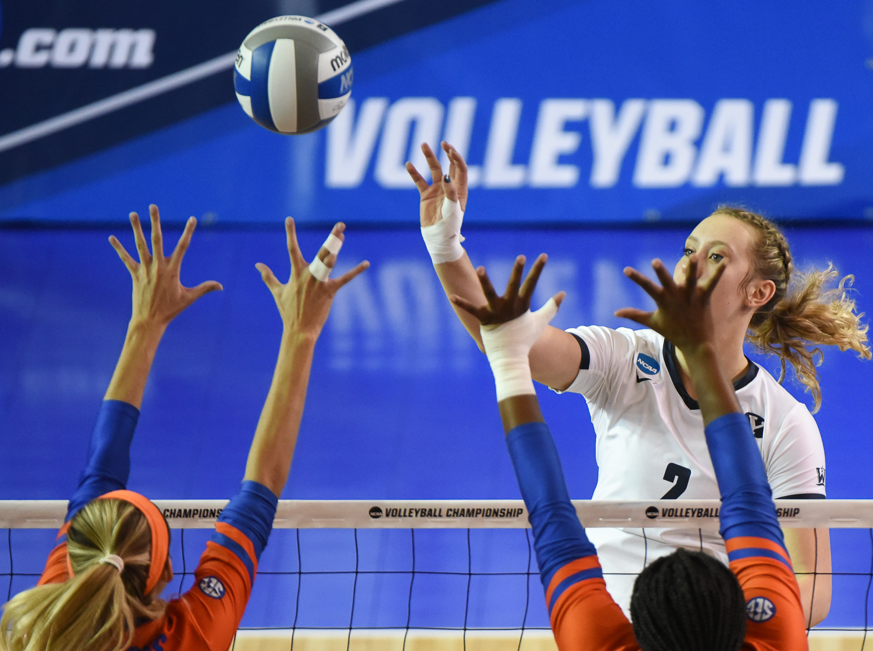 BYU, Texas win NCAA volleyball Round of 16 matches, will collide ...