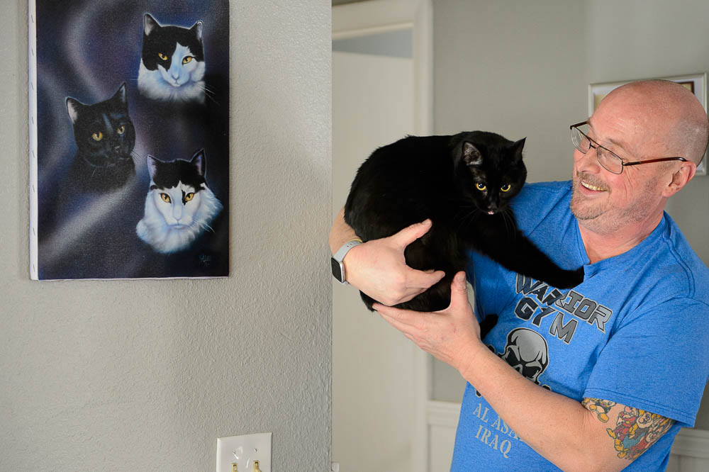 Cat lover is behind a change in his city’s pet ordinance. Now he can ...