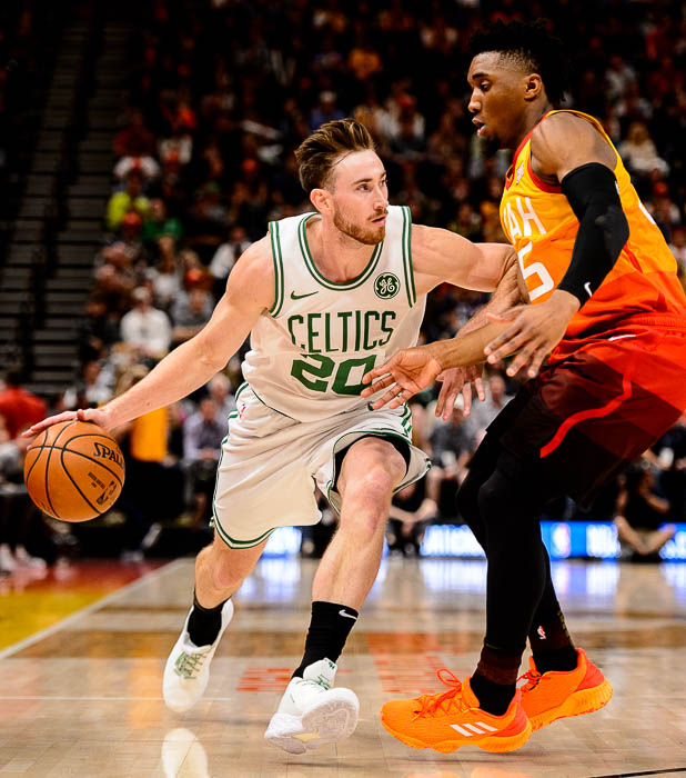 Fans let Gordon Hayward hear it, and it’s a reaction he expected - The ...