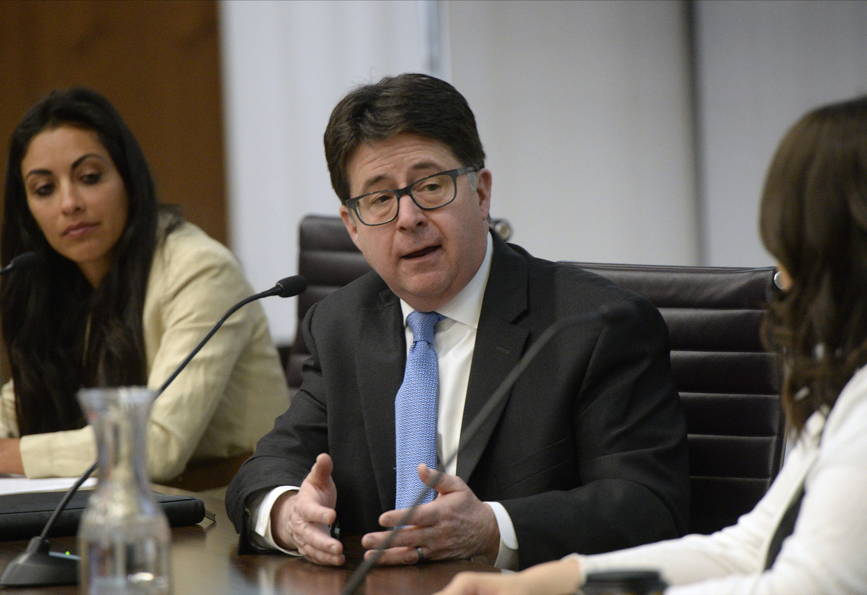 In lecture to Utah law students, ‘Making a Murderer’ attorney defends ...