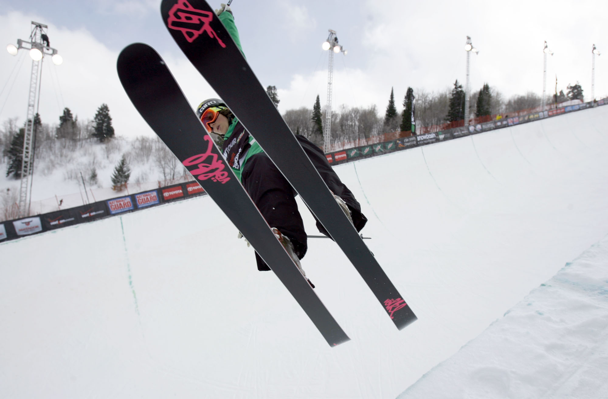 Utah champion skier Jen Hudak is not afraid to run ‘The Amazing Race ...