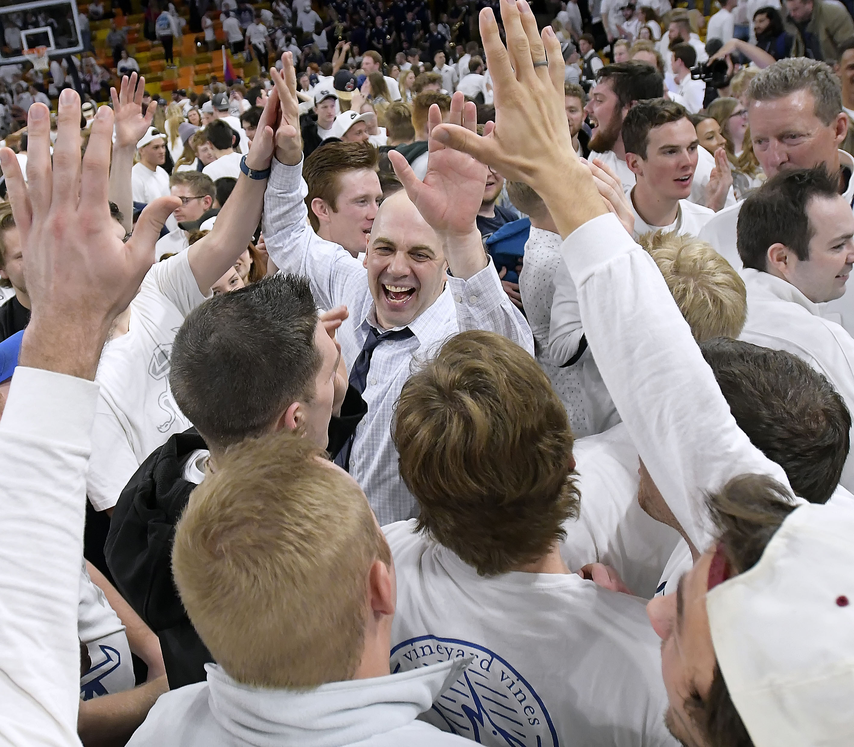 Utah State basketball coach Craig Smith still toiling away to ensure ...